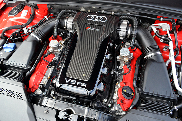 Check out the Audi RS4 on our garage floor - A1 Diagnostics